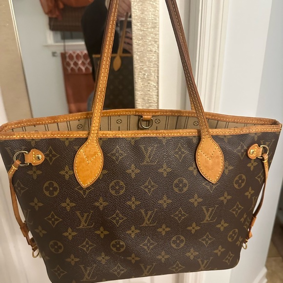Louis Vuitton | Bags | Authentic Louis Vuitton Small Monogram | Poshmark